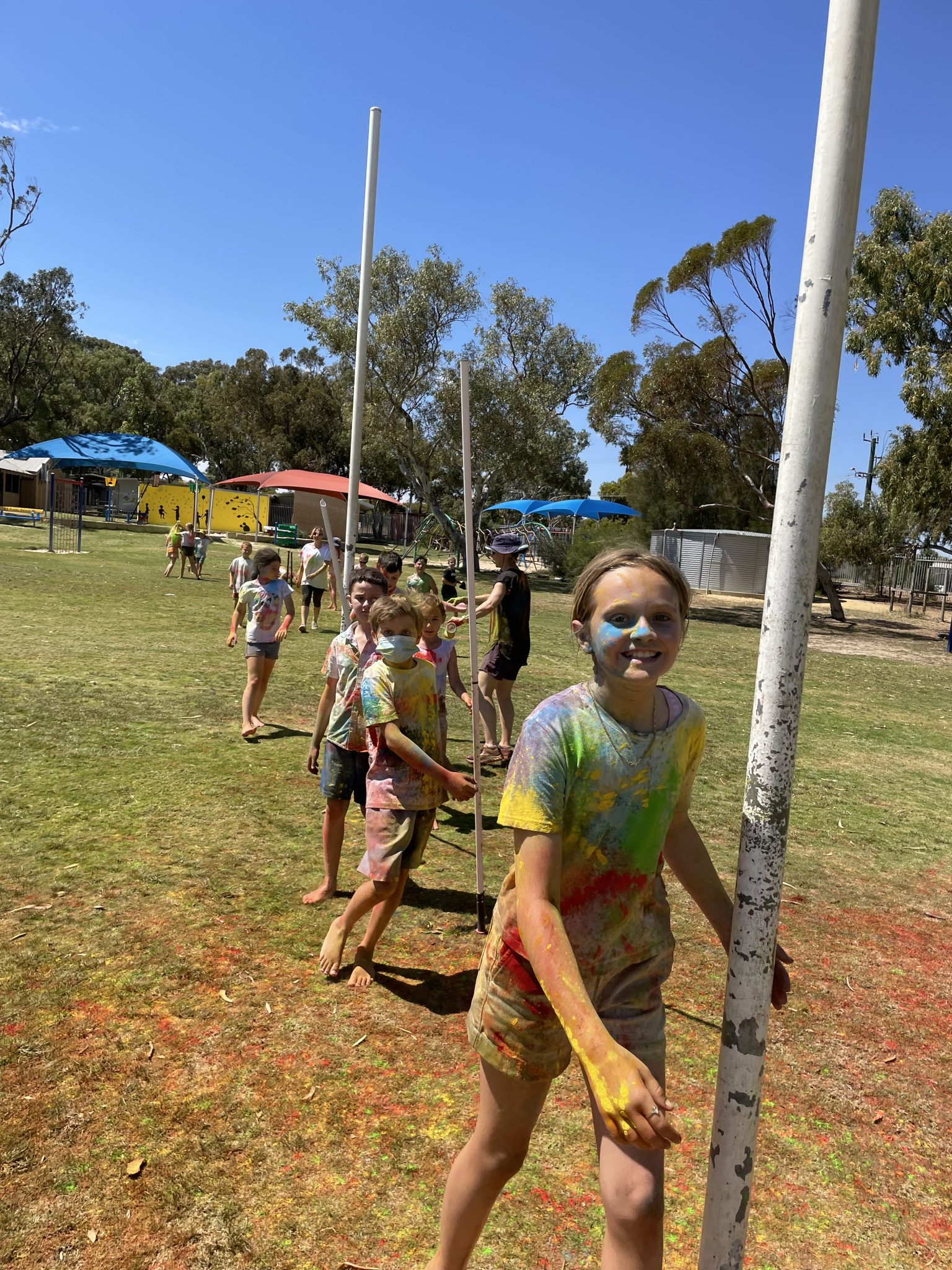 Good Standing: Colour Explosion Years 3-6 - Waggrakine Primary School
