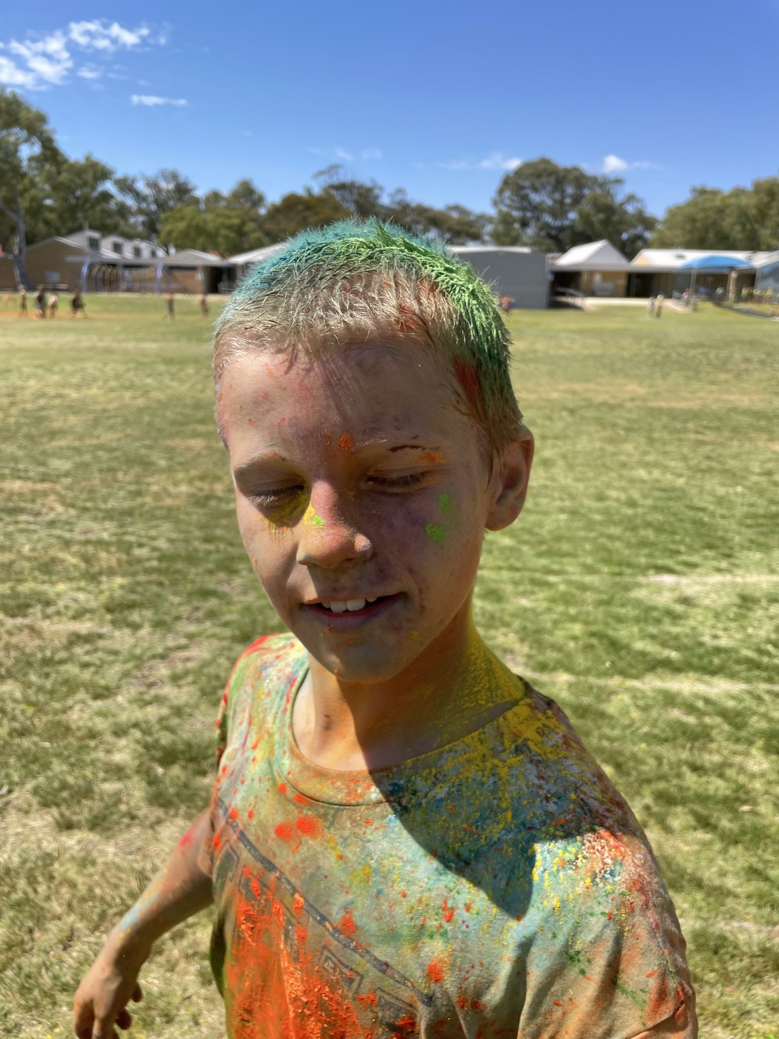 Good Standing: Colour Explosion Years 3-6 - Waggrakine Primary School
