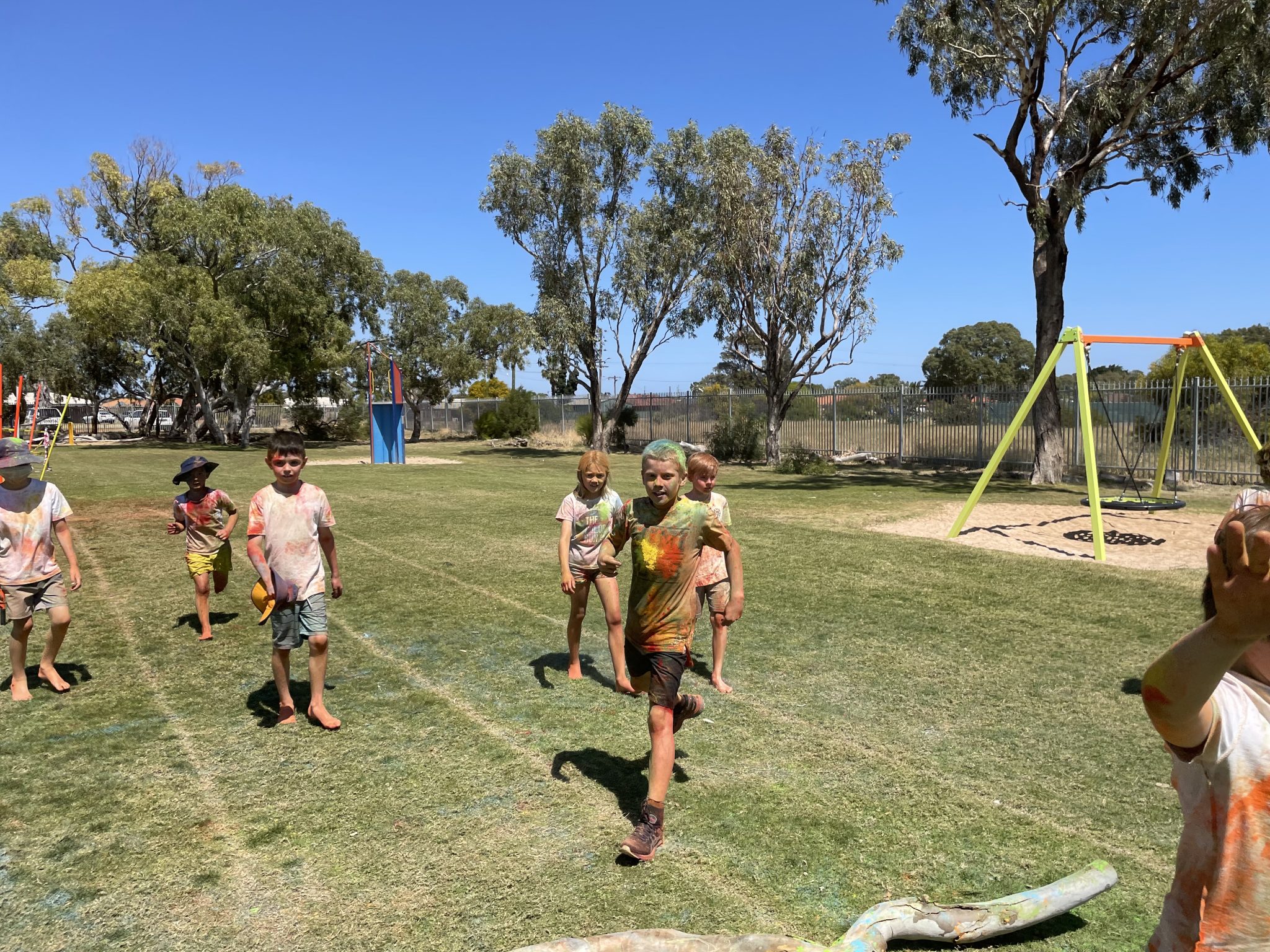 Good Standing: Colour Explosion Years 3-6 - Waggrakine Primary School