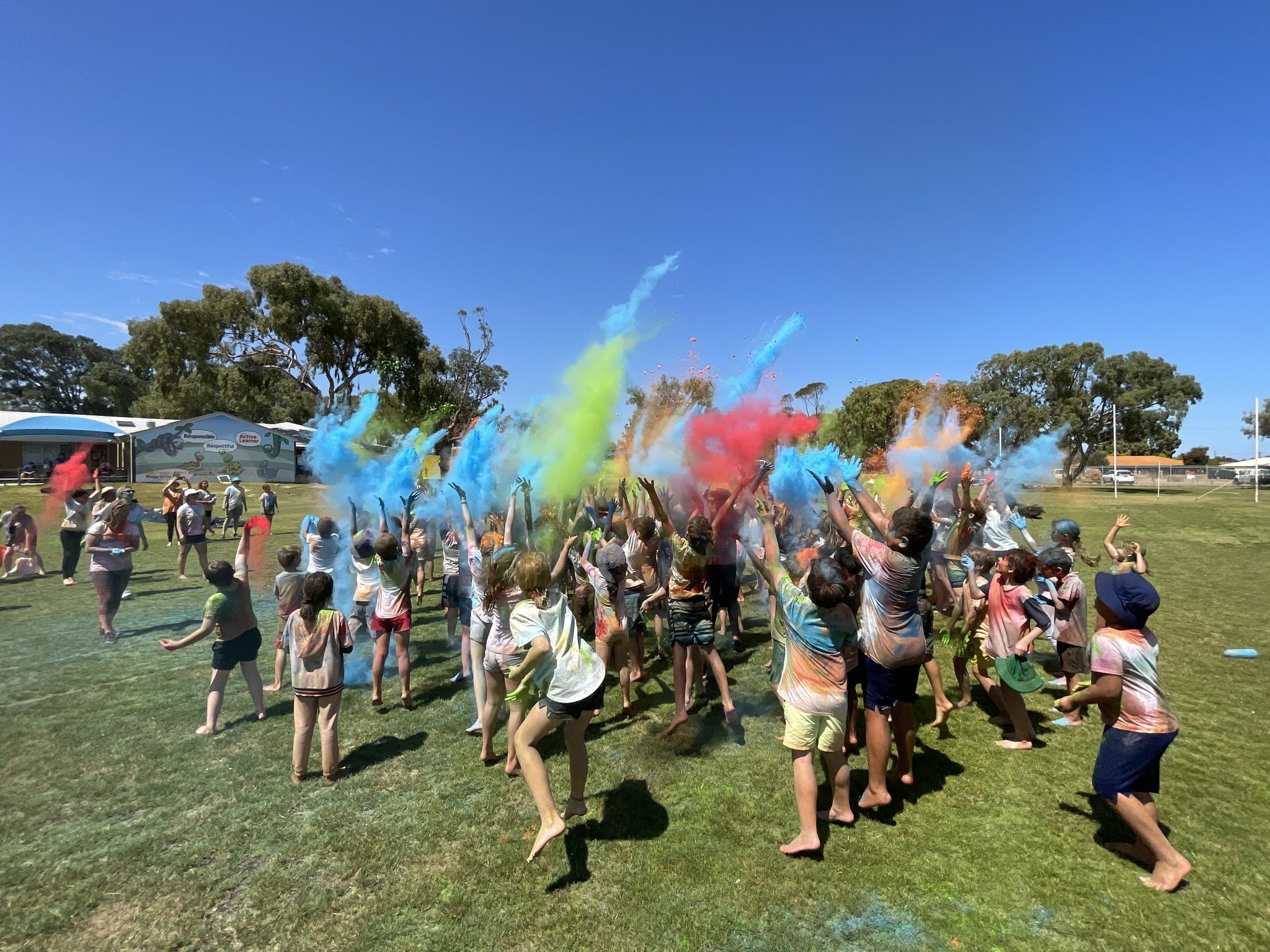 Good Standing: Colour Explosion Years 3-6 - Waggrakine Primary School